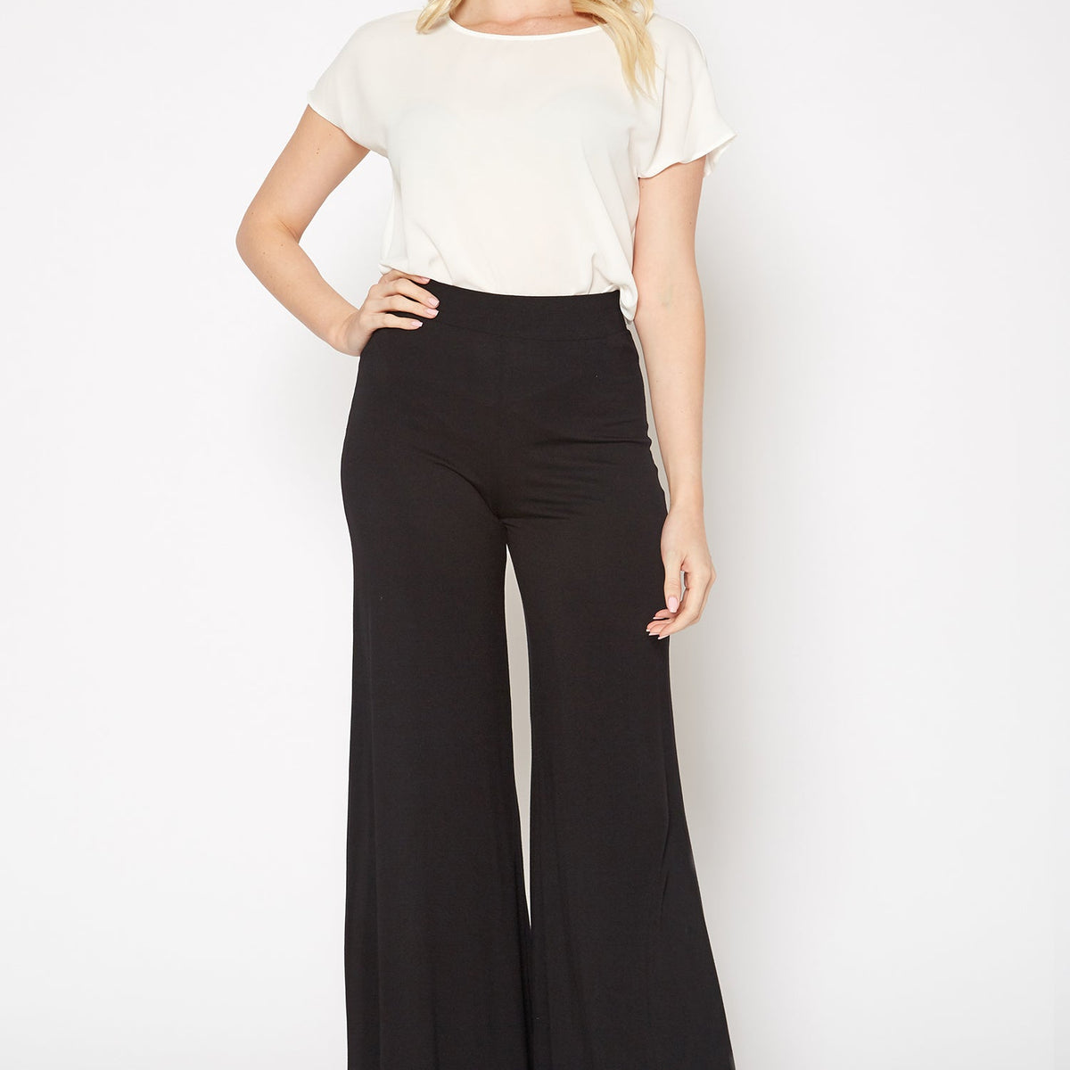 Women's Solid Flare Leggings by Shop at Konus – VYSN